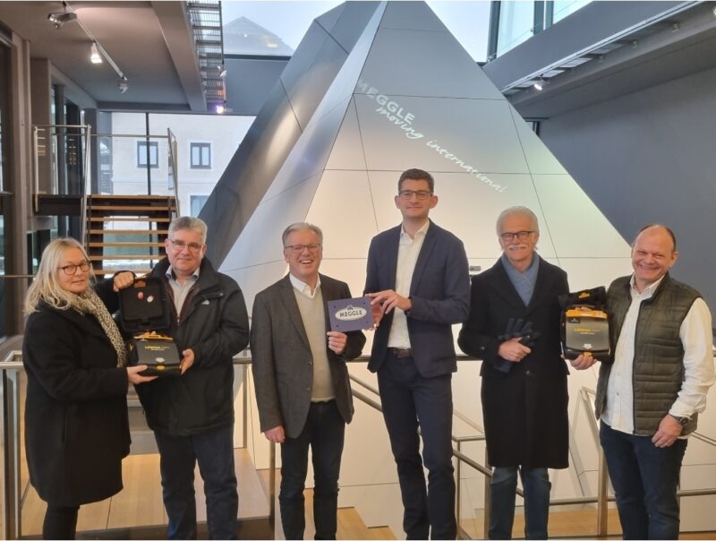 MEGGLE spendet Defibrillatoren an die Stadt – Wasserburger Stimme – Die ...